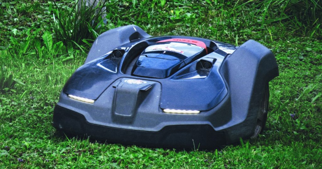 Mähroboter nasser Rasen: Was muss ich beachten?